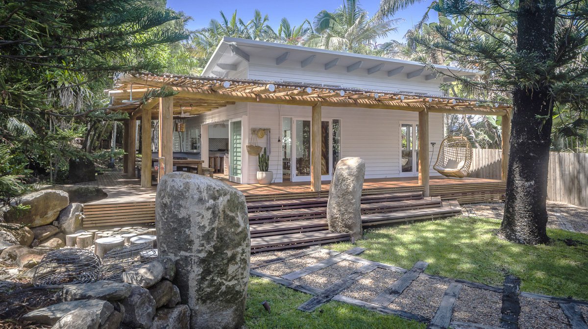 Eternity Beach House - Luxury Accommodation Byron Bay